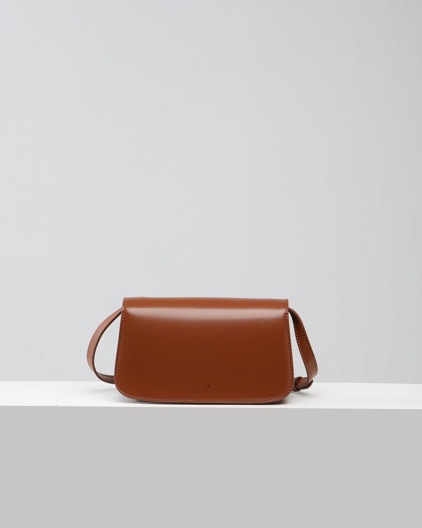 Aura Sling Bag - Caramel – Uppdoo Design Studio