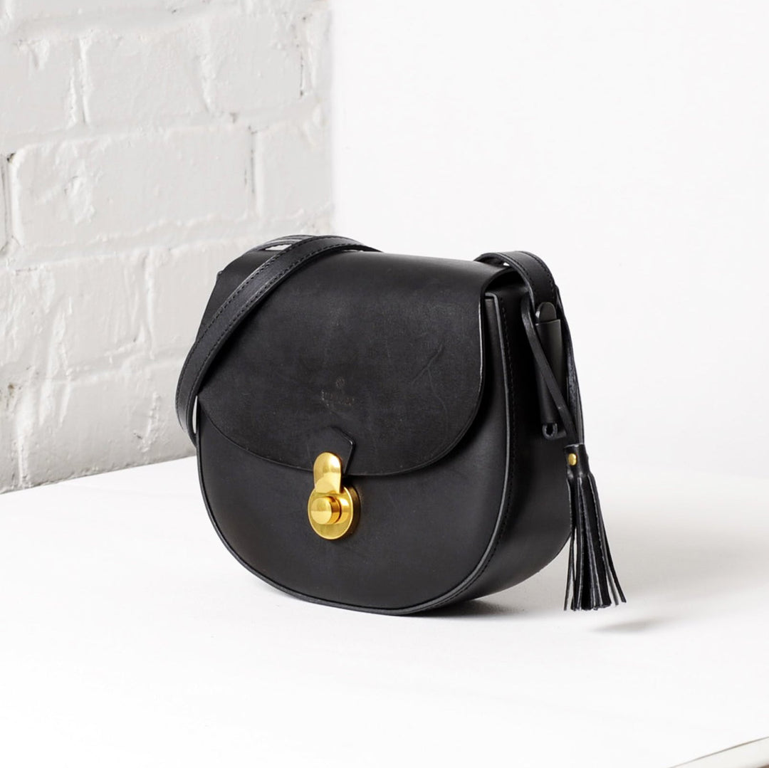 Vive 2.0 Saddle Crossbody Bag - Black – Uppdoo Design Studio