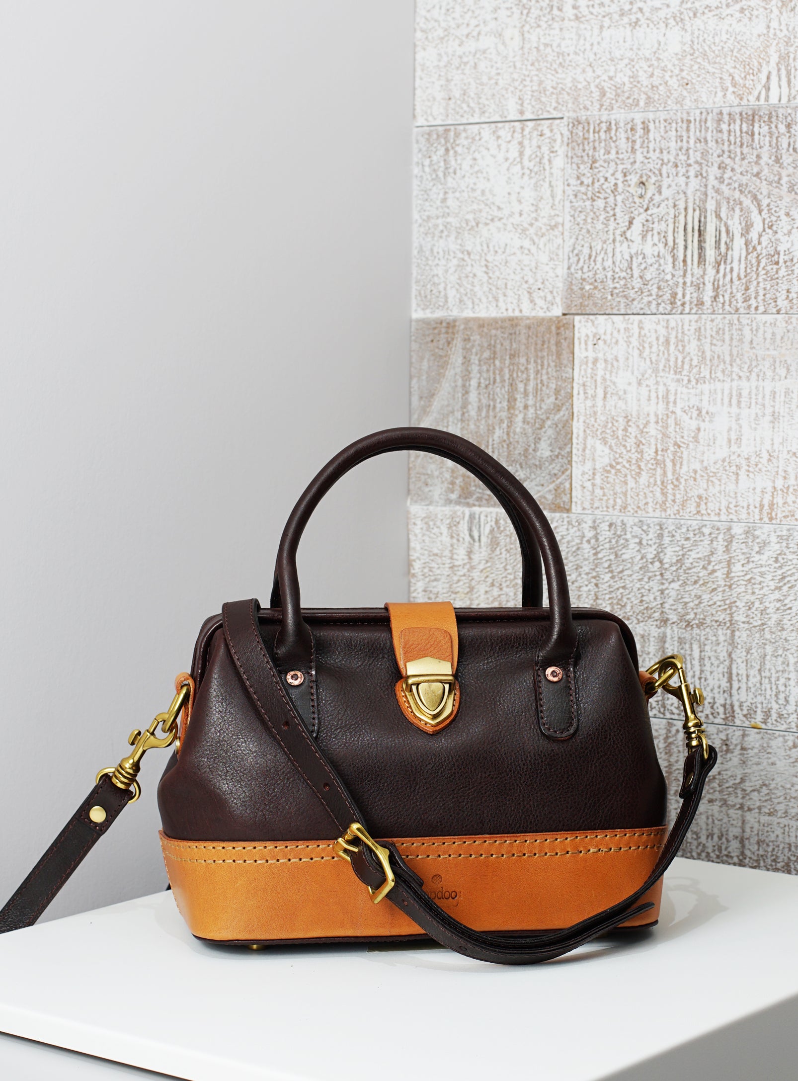 Wonder 'XL' Vintage Top-handle Satchel - Espresso – Uppdoo Design Studio