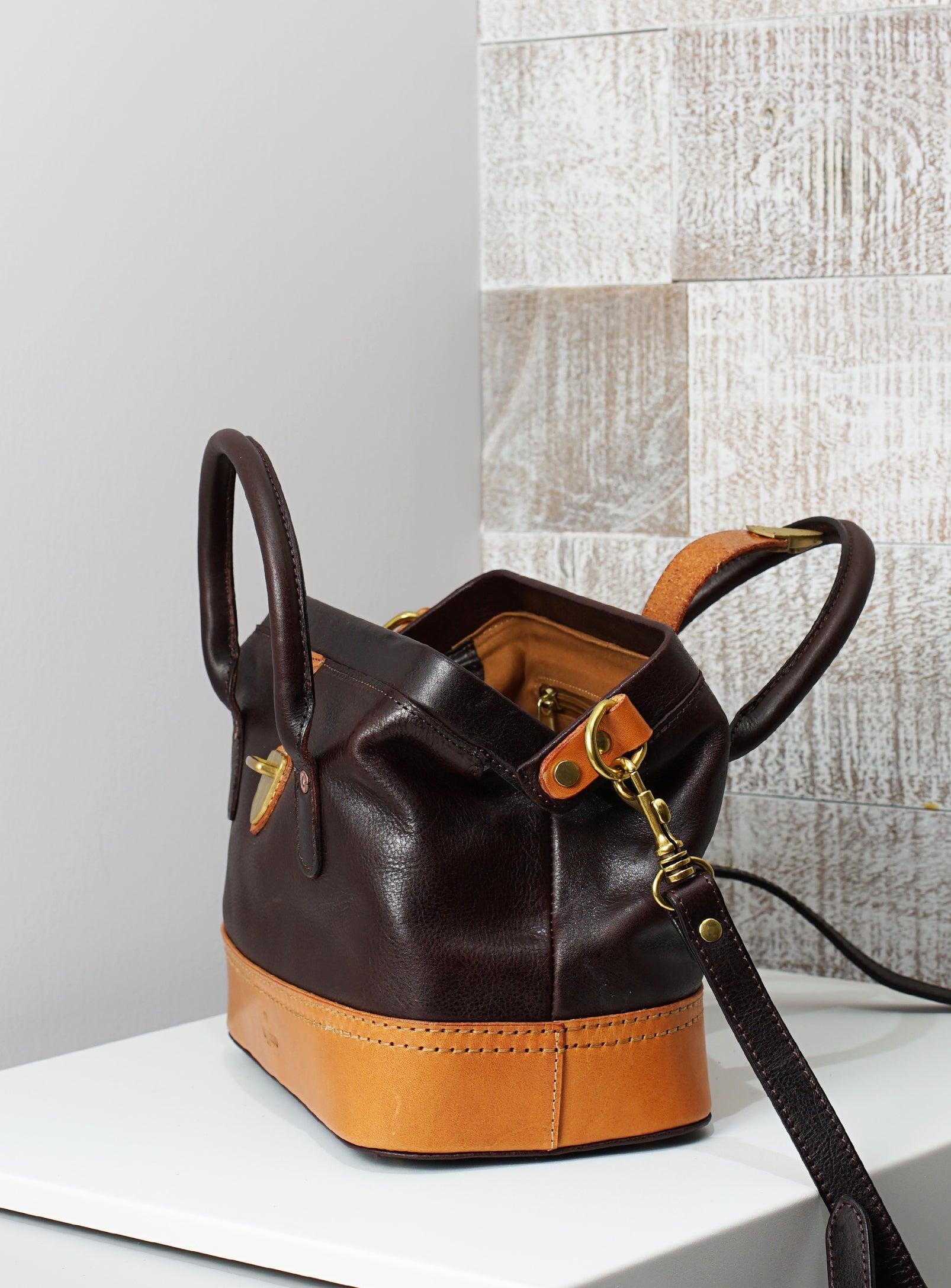 Wonder 'XL' Vintage Top-handle Satchel - Espresso – Uppdoo Design Studio