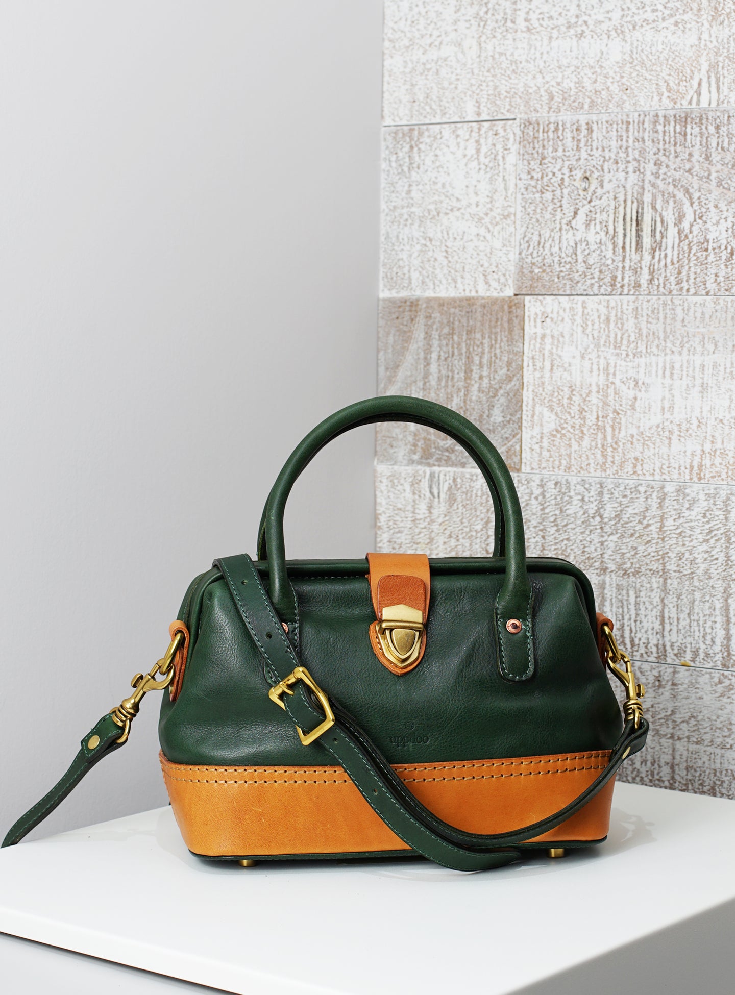 Wonder 'XL' Vintage Top-handle Satchel - Hunter Green – Uppdoo Design ...