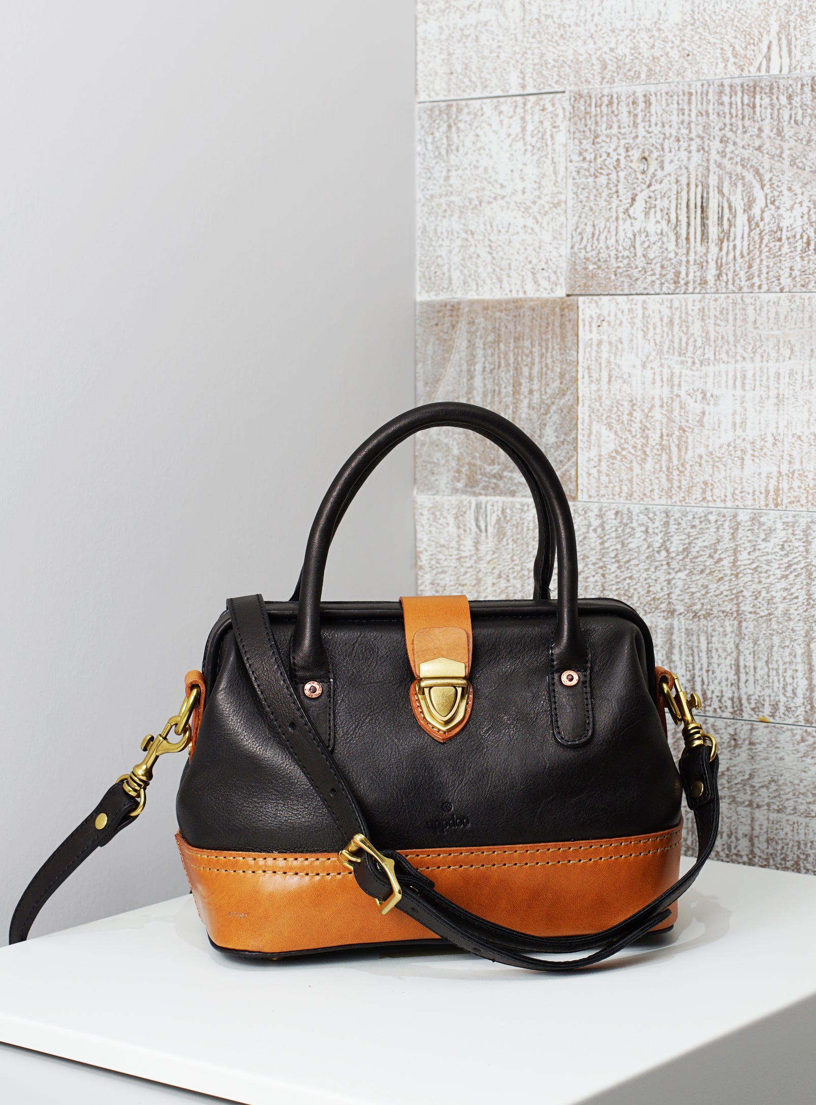 Wonder 'XL' Vintage Top-handle Satchel - Black – Uppdoo Design Studio